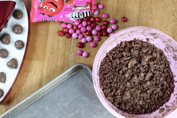 CHOCOLATE STRAWBERRY BARS - Dani Marie Blog